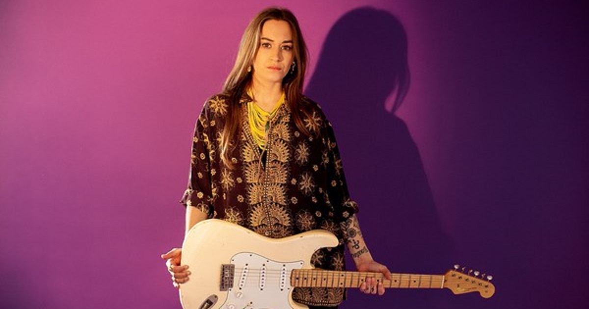 Nina Attal dévoile son nouveau single 'Never Been Clear'