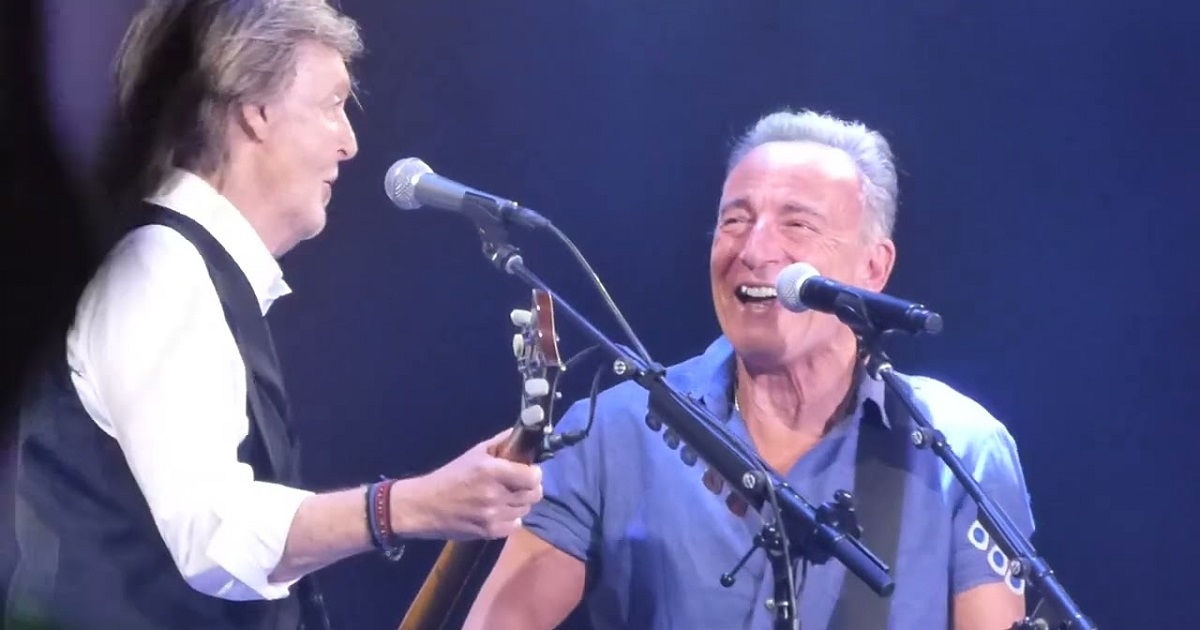 Paul McCartney et Bruce Springsteen ensemble sur scène