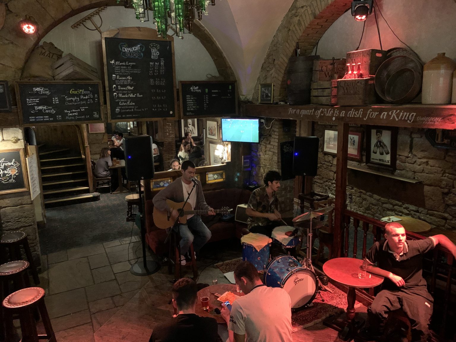 'Max & Flo unplugged' : Quand le power trio devient duo acoustique