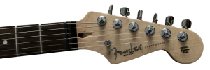 Ma Stratocaster rouge "finalisée"
